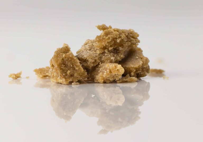 What is Crumble Wax? | Mango Cannabis